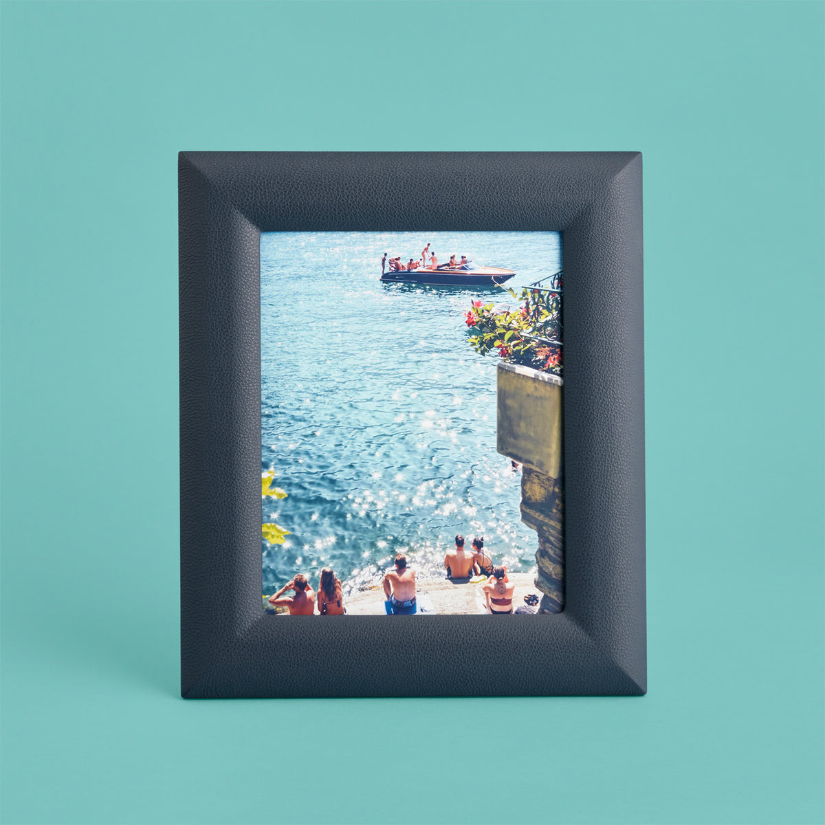 The Angela Frame - 8x10 | Luxury Leather Picture Frames – Nesso Brand